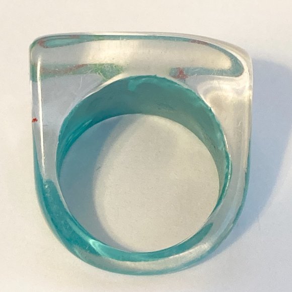 Vintage | Jewelry | Vintage Lucite Acrylic Ring Size 7 Retro Abstract ...